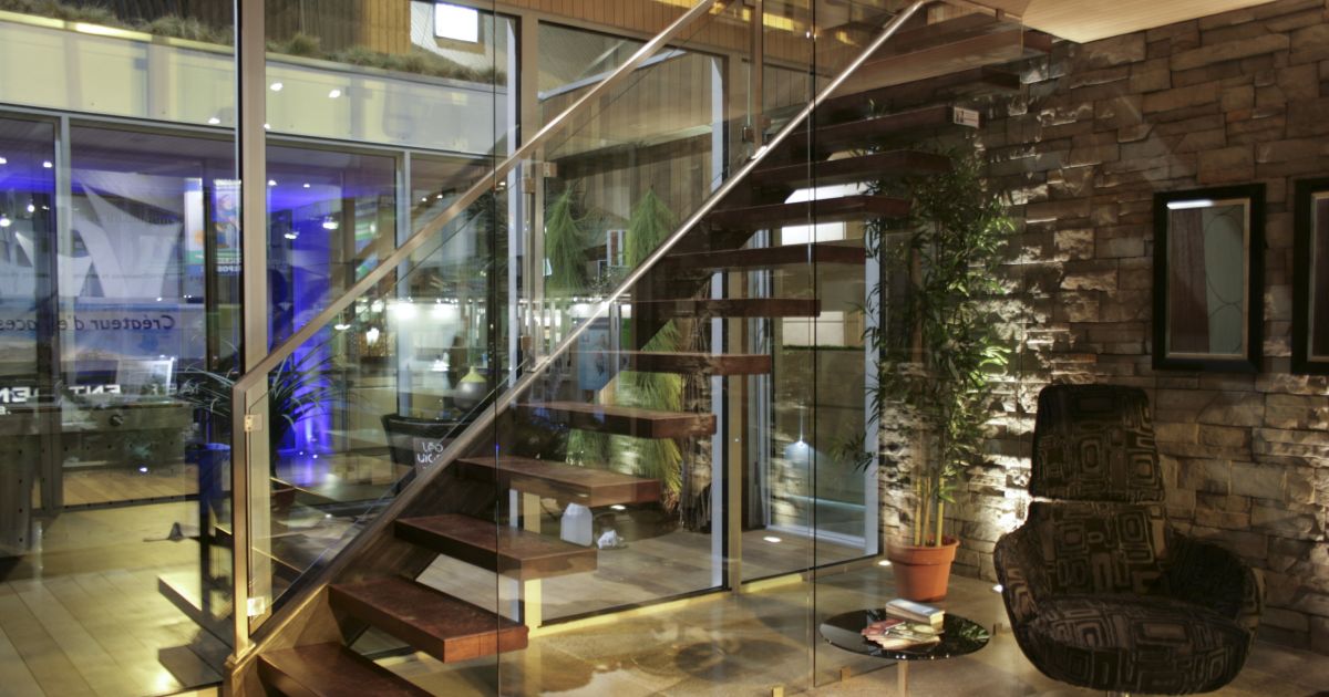 Phantom - Stairs Floating - Battig Design